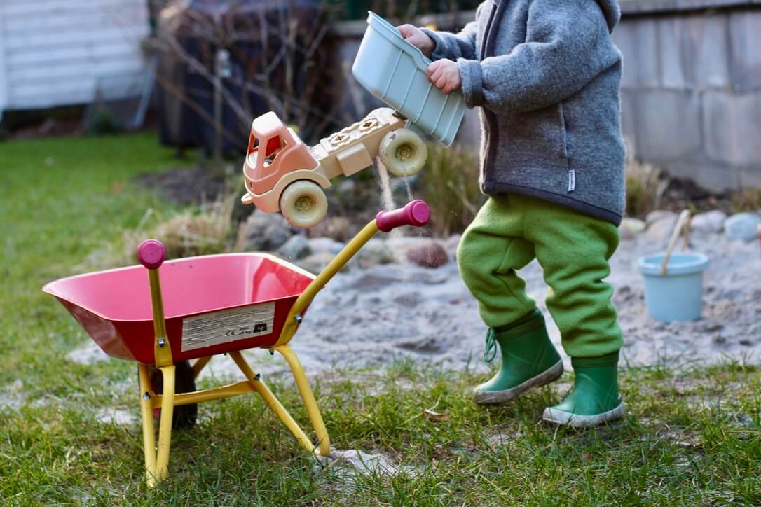 Gartenarbeit im Februar: Ein familienfreundlicher Start in die ...